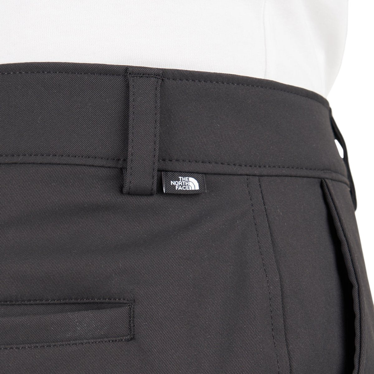 The North Face City Standard Modern Fit Pant Schwarz
